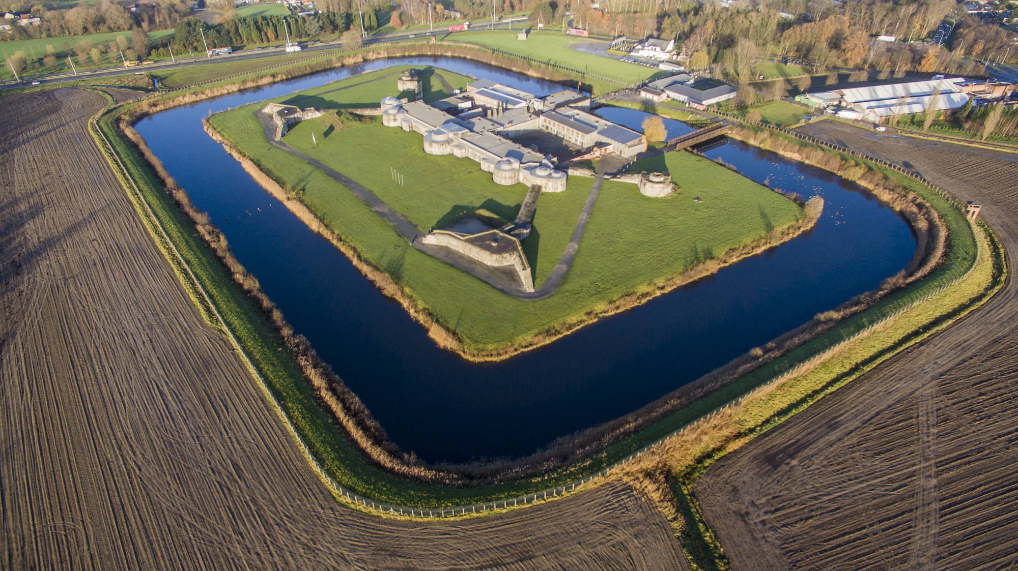 Fort van Breendonk in beeld gebracht | Dronefoto’s, video & 3D-model